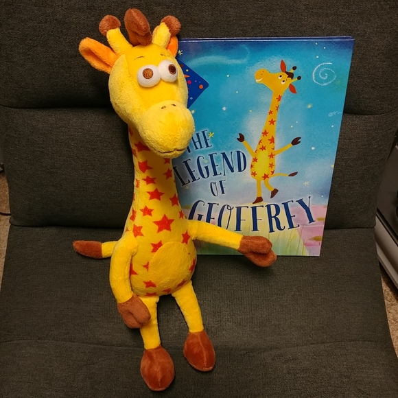Toys ''R'' Us | Toys | Toys R Us Geoffrey Giraffe Plush Book Set Happy Birthday The Legend Of ...